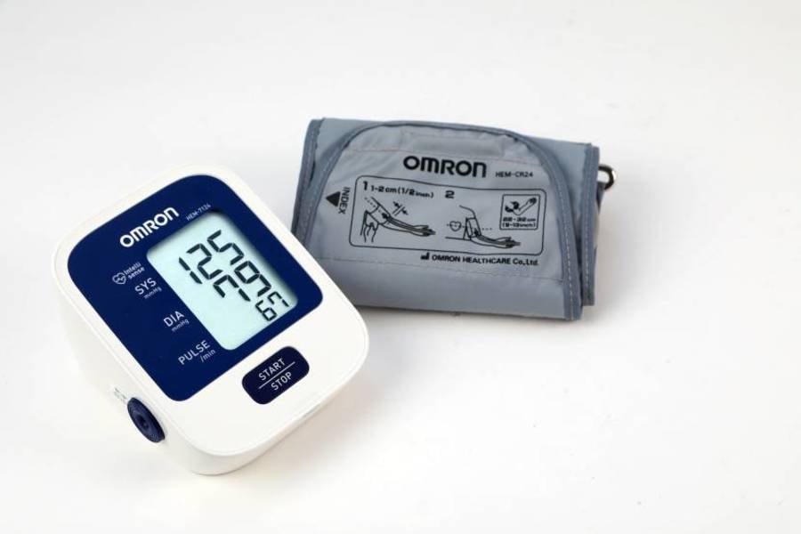 Buy Omron Hem-7124 Bp Monitor Online at Flat 18% OFF* | PharmEasy